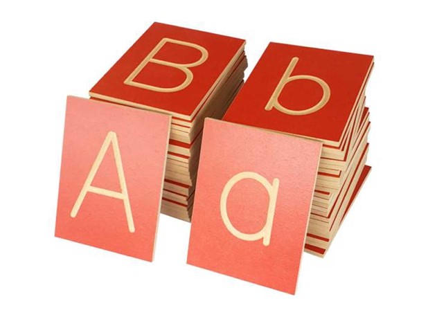 VELIKA I MALA SLOVA, 52 pločice u drvenoj kutiji